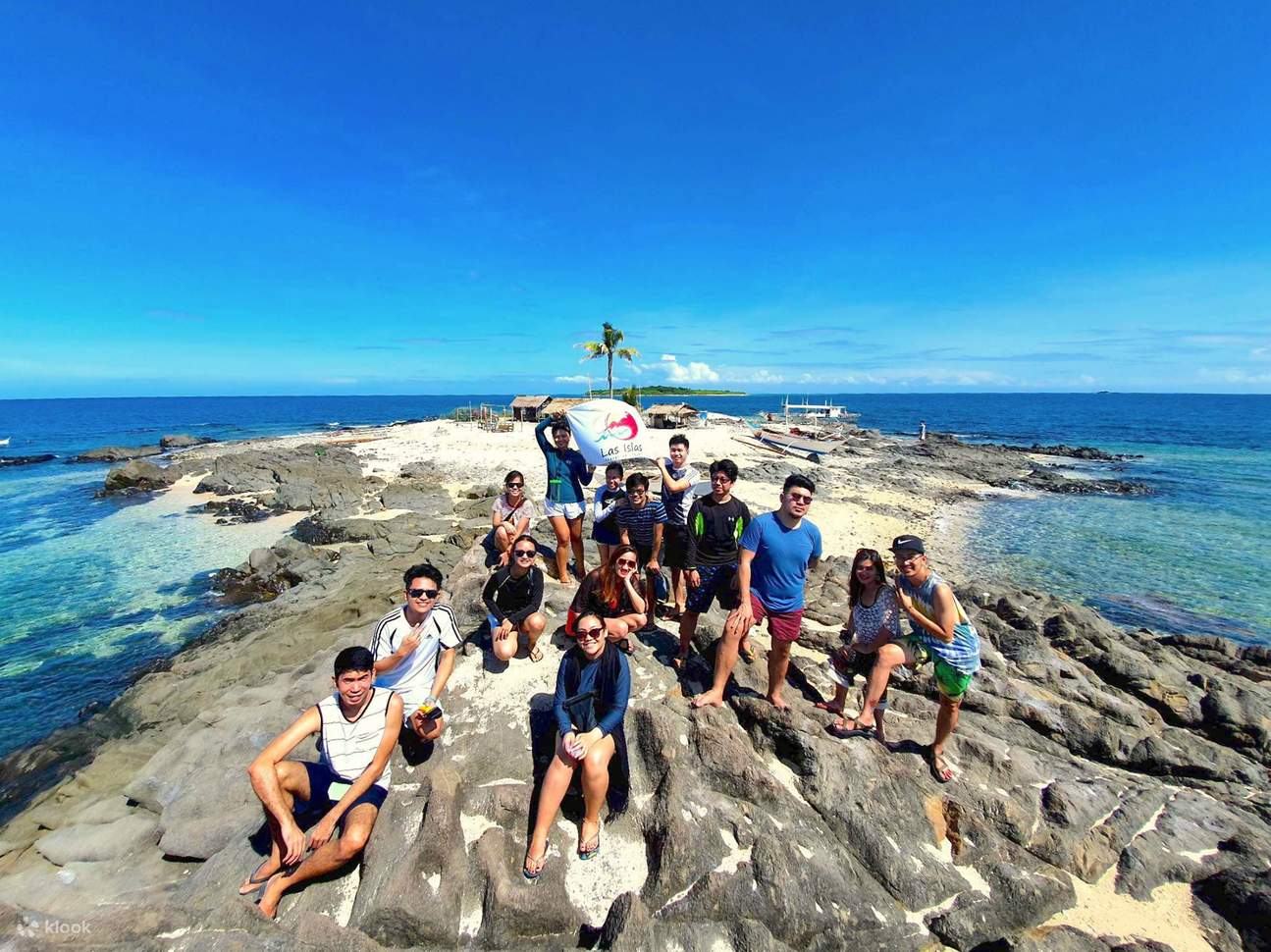 Islas de Gigantes Private Day Tour with Seafood Lunch - Klook