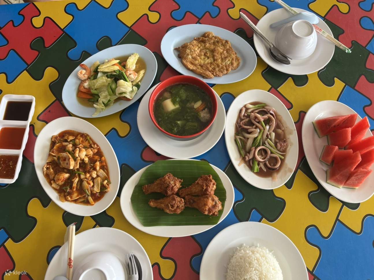 Pattaya-Lan Insel-Tour zum Tha Waen Strand mit Panda Bus (H) - Klook, Vereinigte Staaten