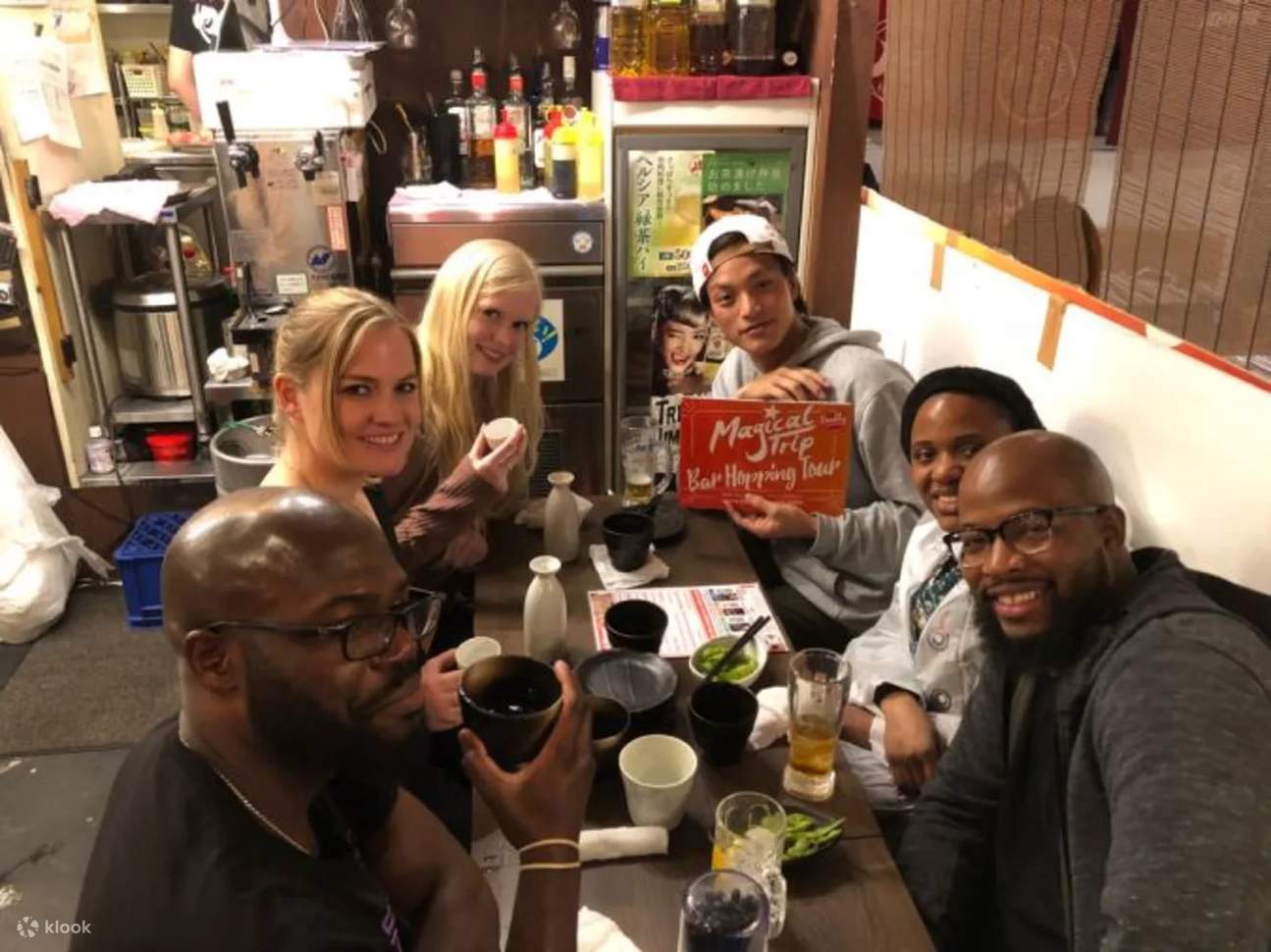Tour notturno di Shibuya Bar Hopping a Tokyo - Klook Stati Uniti