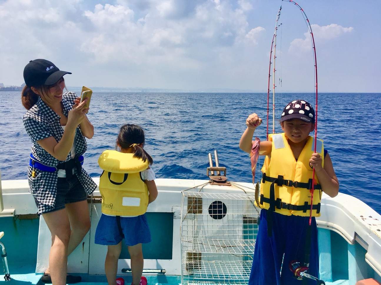 Mangrove Kayaking and Fishing Experience in Okinawa - Klook Singapore