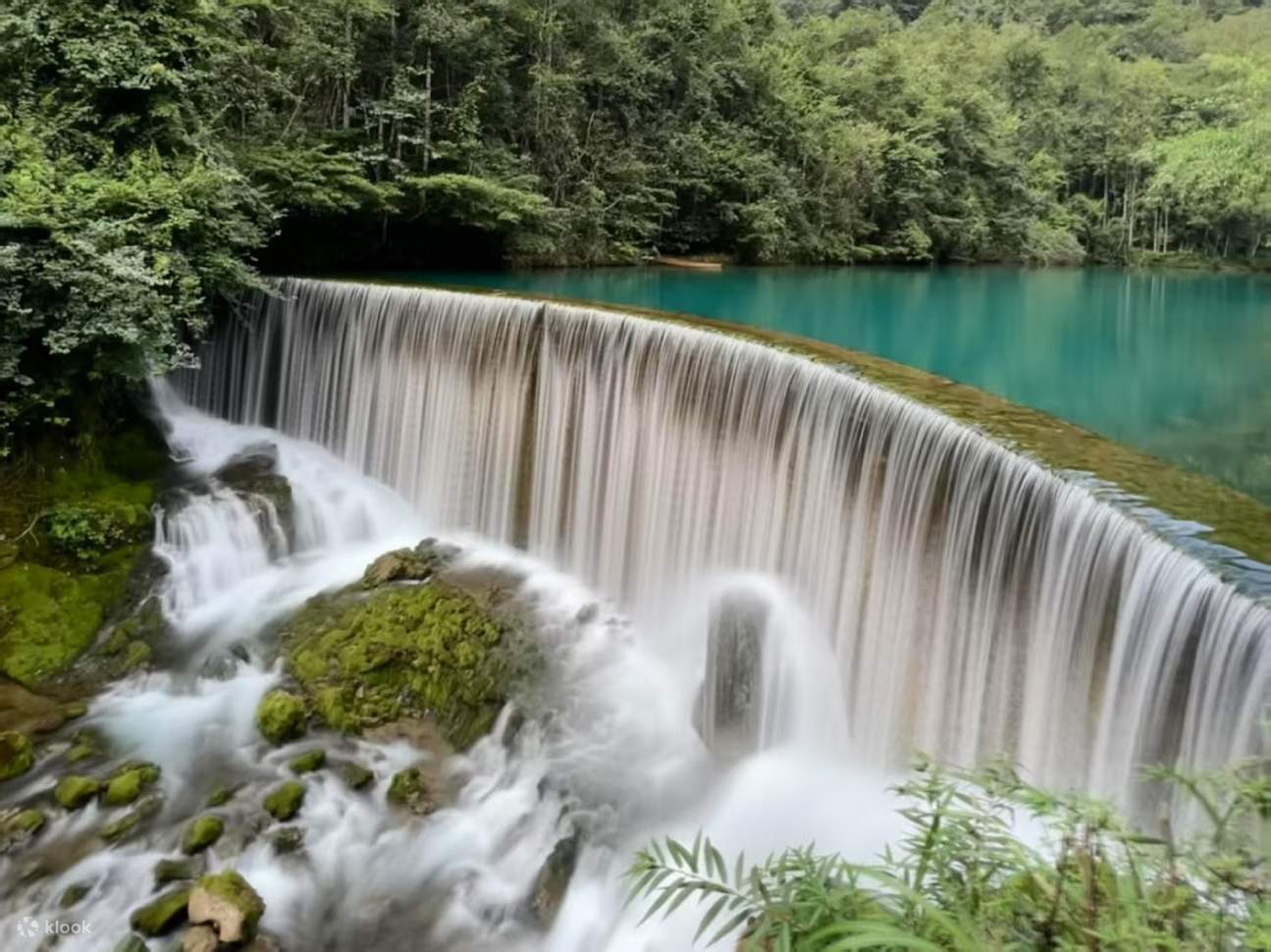 Guizhou Libo Xiaoqikong Pure Play Day Tour & Emerald on the Earth's ...