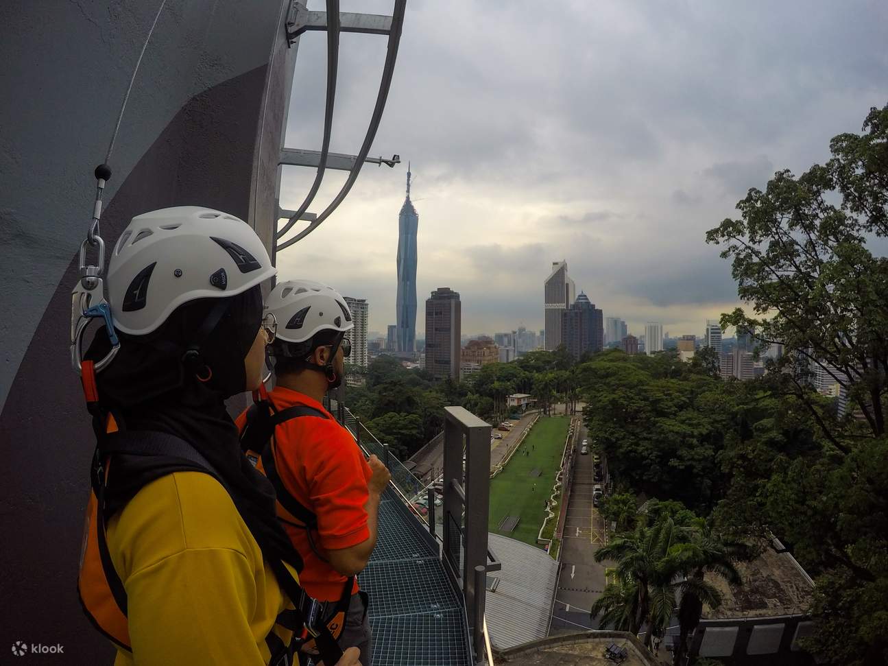 Tiket KL Tower (Observation Deck/Sky Deck/Sky Box) - Klook Indonesia