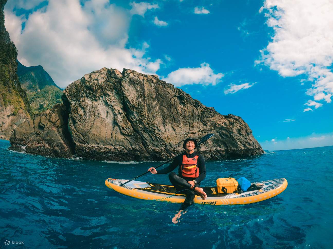 Qingshui Cliff Stand Up Paddle Boarding Experience in Hualien, Taiwan ...