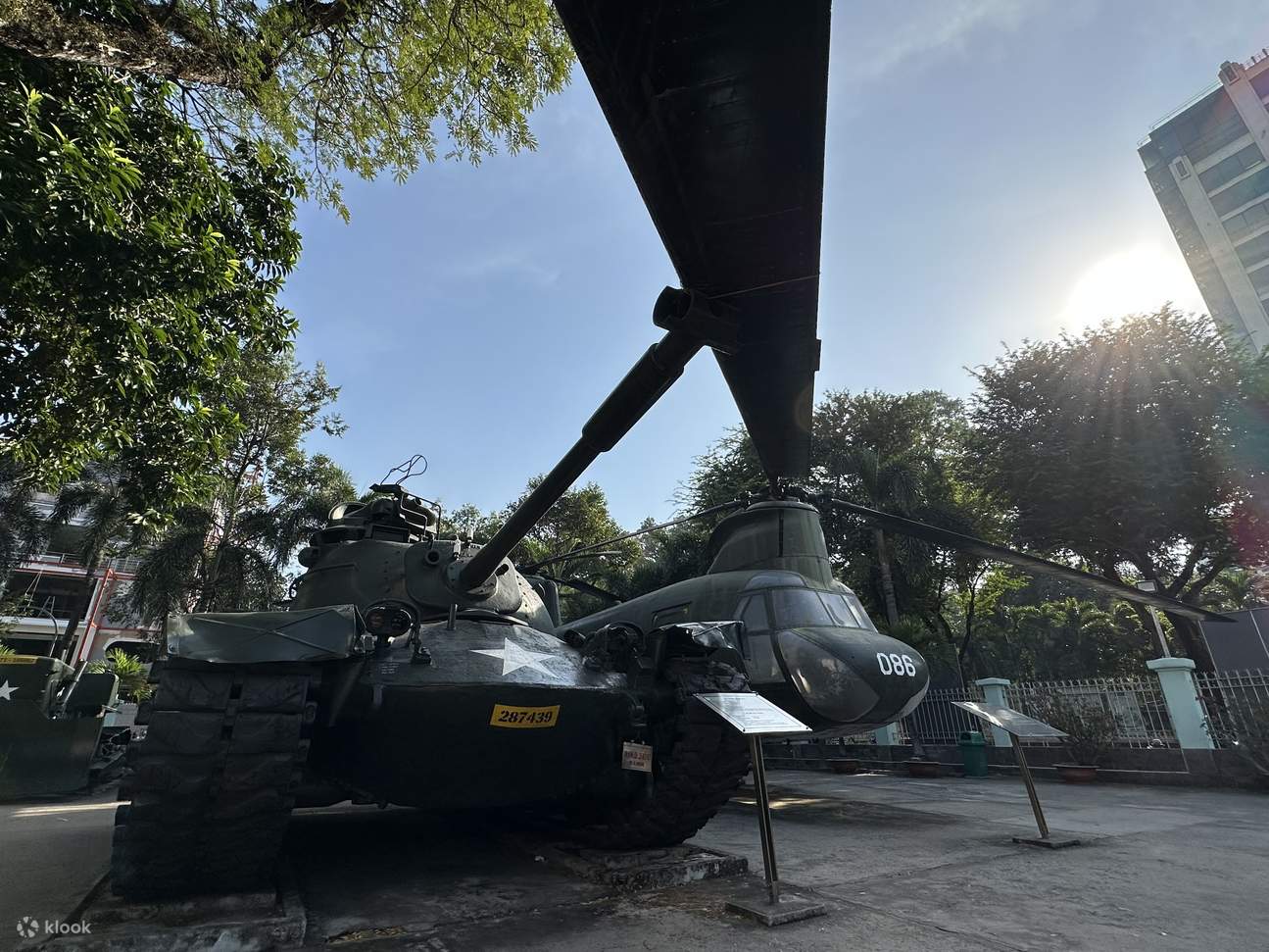 War Museum and Independence Palace Walking Tour - Klook Philippines