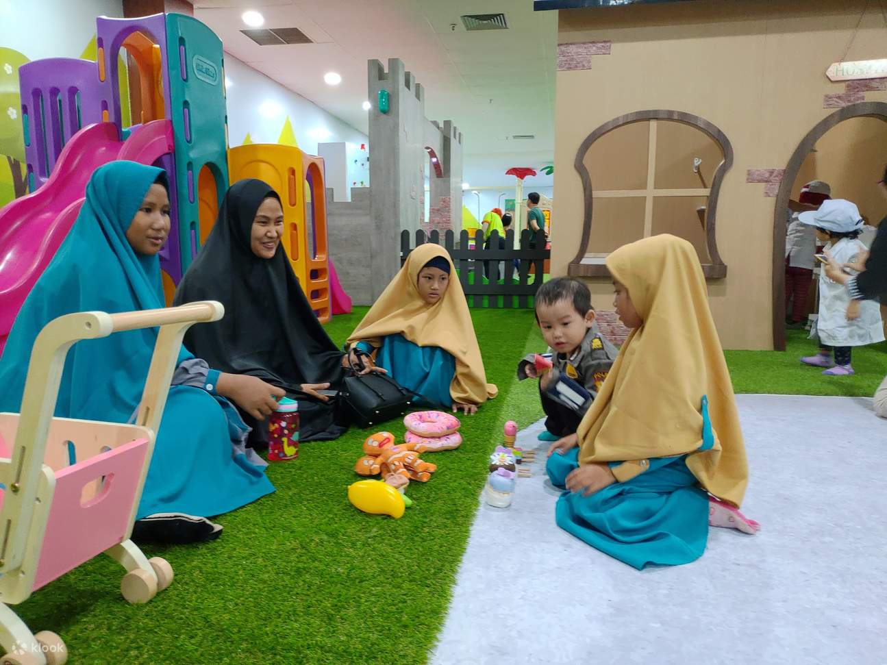Happy Kiddy Playground Admission in Diamond City Mall in Batam - Klook ...