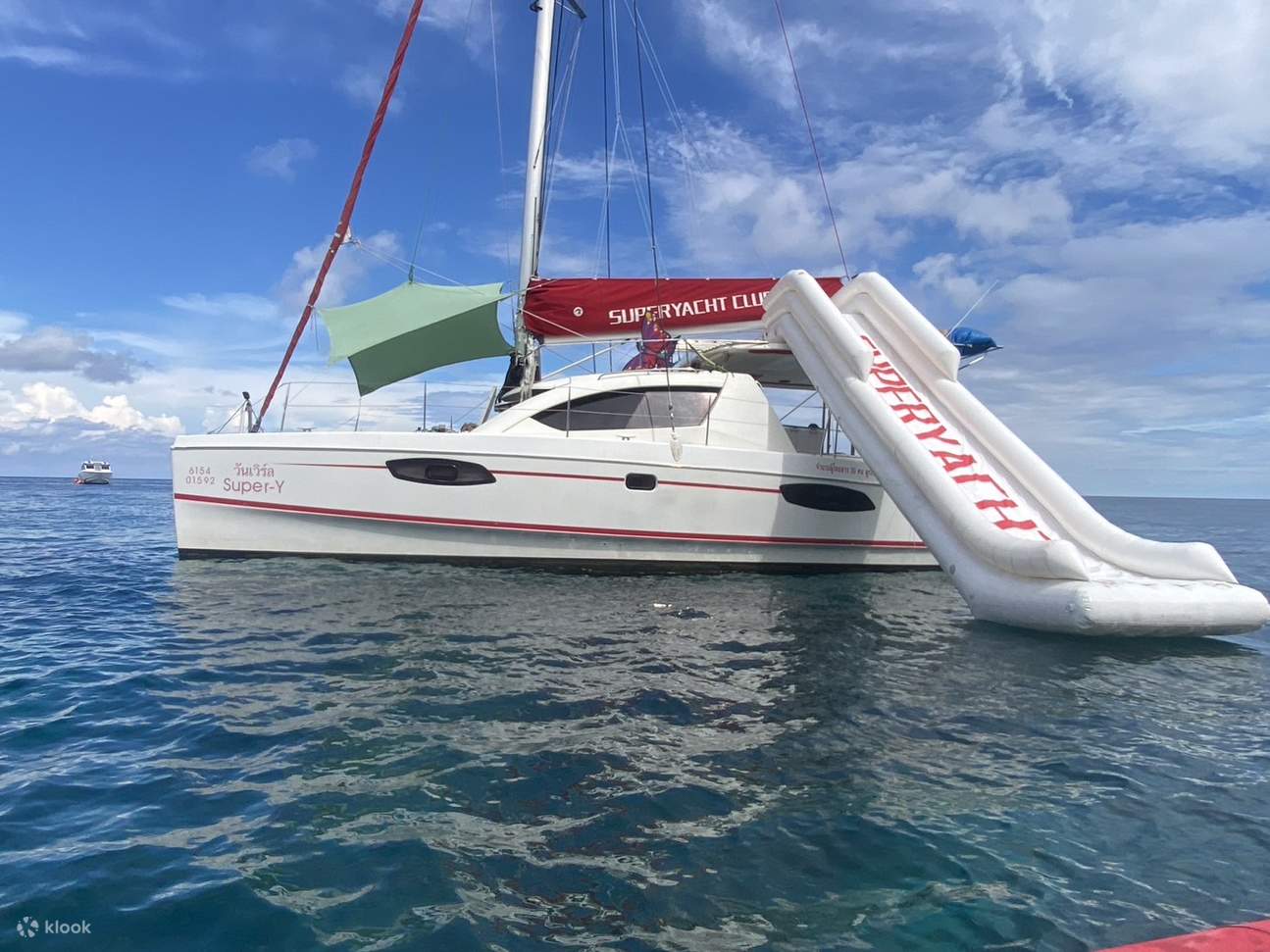Tur Catamaran Racha & Kepulauan Karang Mewah Pribadi dengan Super Yacht ...