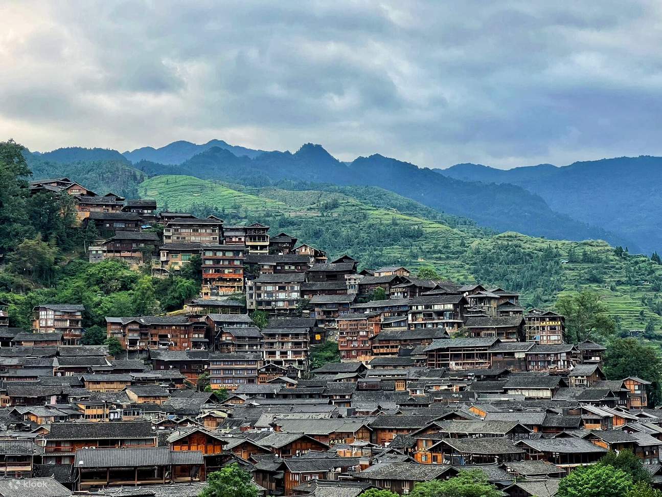Premium 4-Day Guizhou Tour (National 5A Scenic Spots + Huangguoshu ...