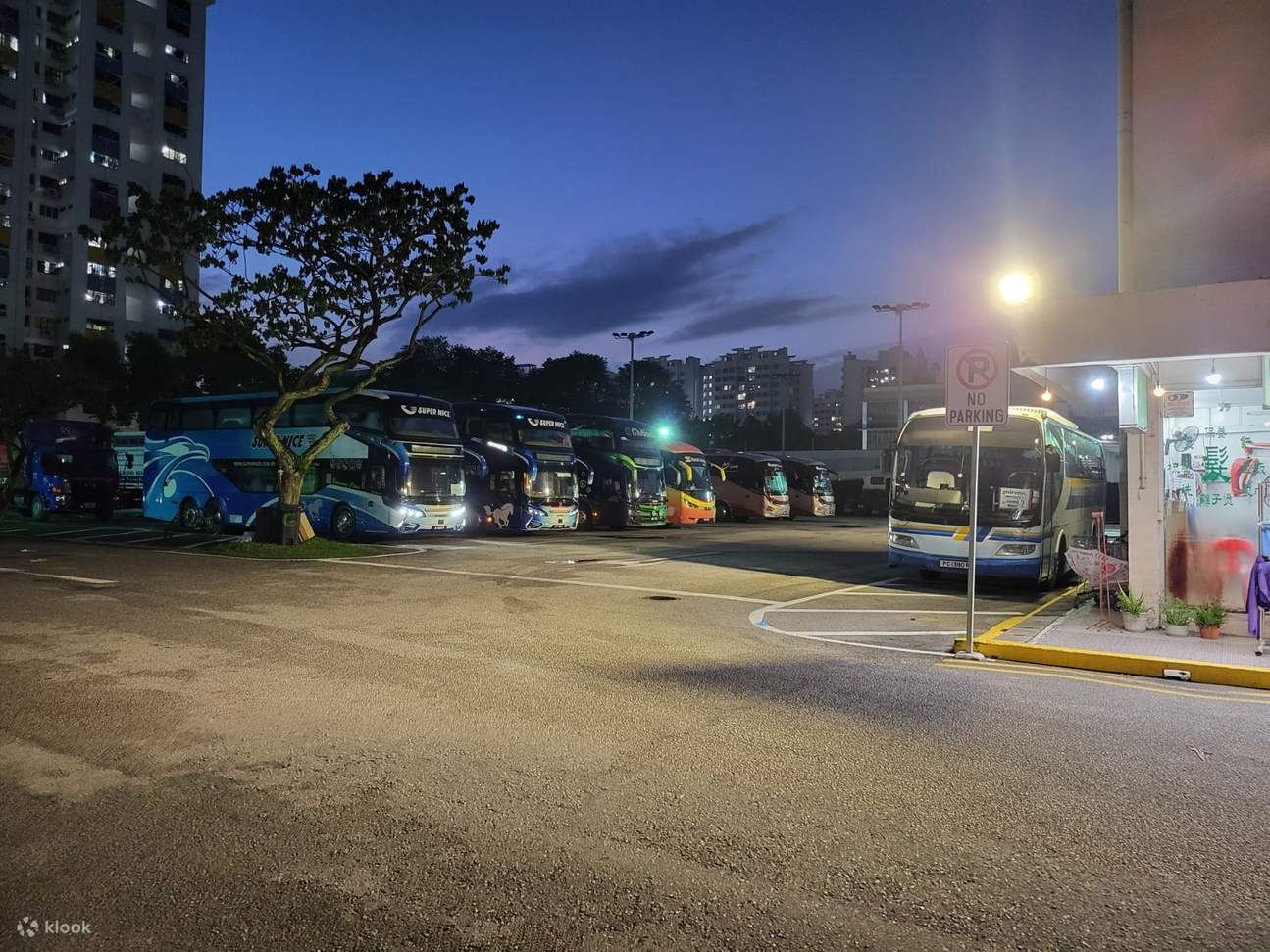 Singapore - Teluk Intan / Sitiawan / Lumut Bus by Super Nice Express ...