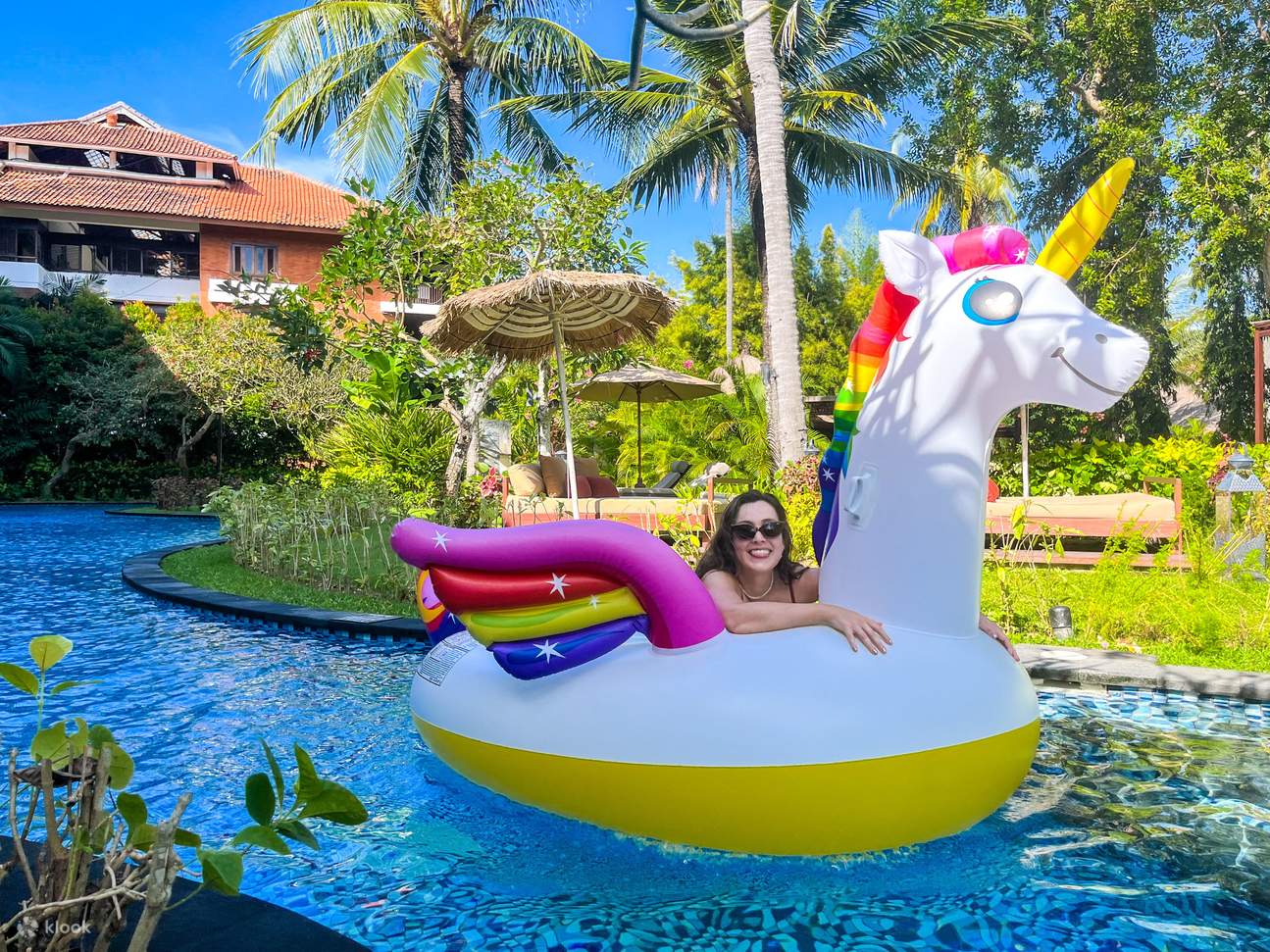 Sewa Pool Floaties di Bali - Klook Indonesia