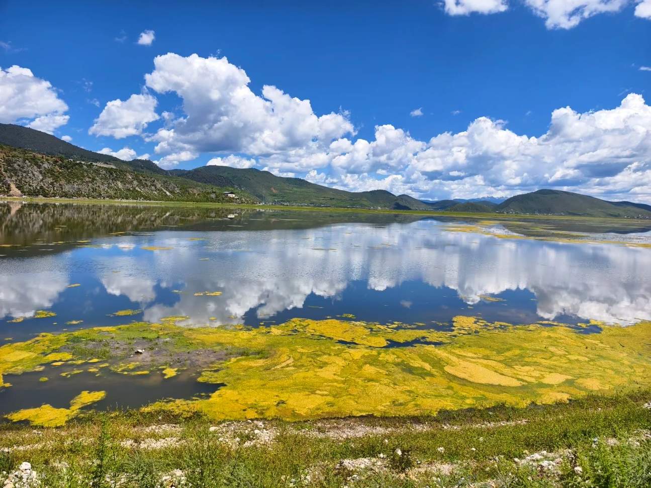 Yunnan Lijiang Departure Shangri-La Tiger Leaping Gorge Napa Lake ...