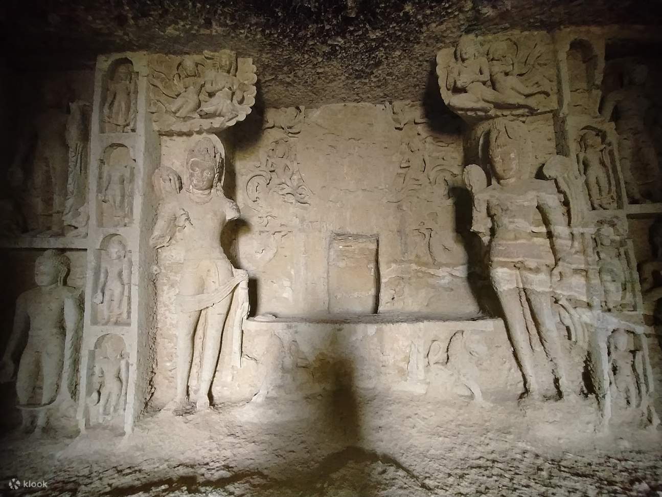 孟买：坎赫里石窟和金塔寺 Klook客路