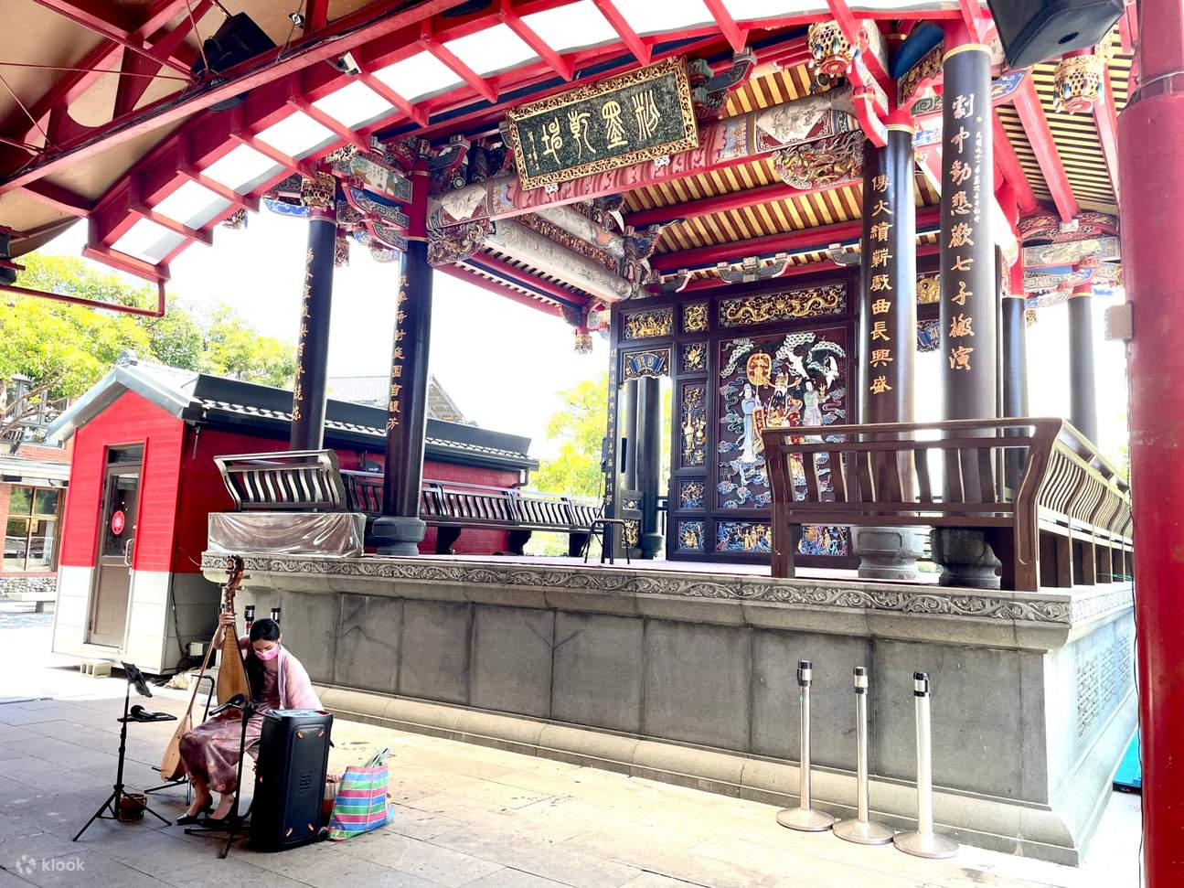 宜兰：传统艺术园区＆金车噶玛兰酒厂＆三星葱油饼体验＆礁溪温泉一日游 Klook客路