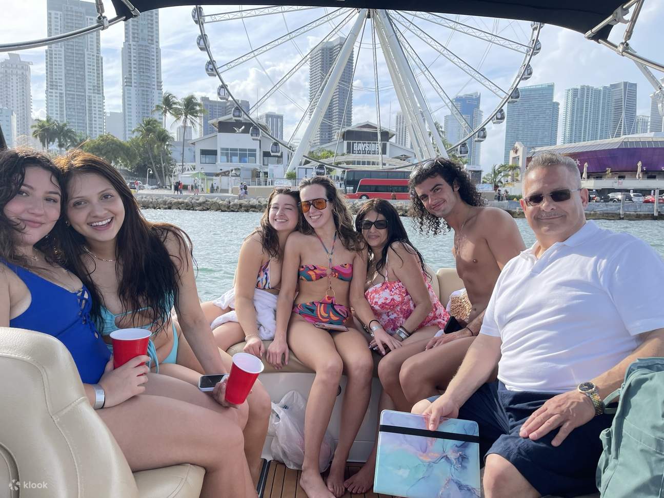 Lawatan Bot Pasir Pasir Persendirian & Skyline Miami yang menakjubkan - Klook Amerika Syarikat