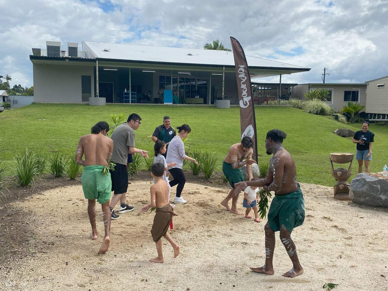 Cassowary Coast Waterfall Culture Tour - Klook India