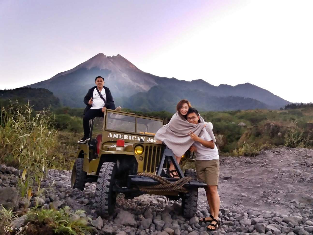 Excursión terrestre de 2 días al templo de Borobudur y Prambanan y al pueblo de Candirejo desde ...