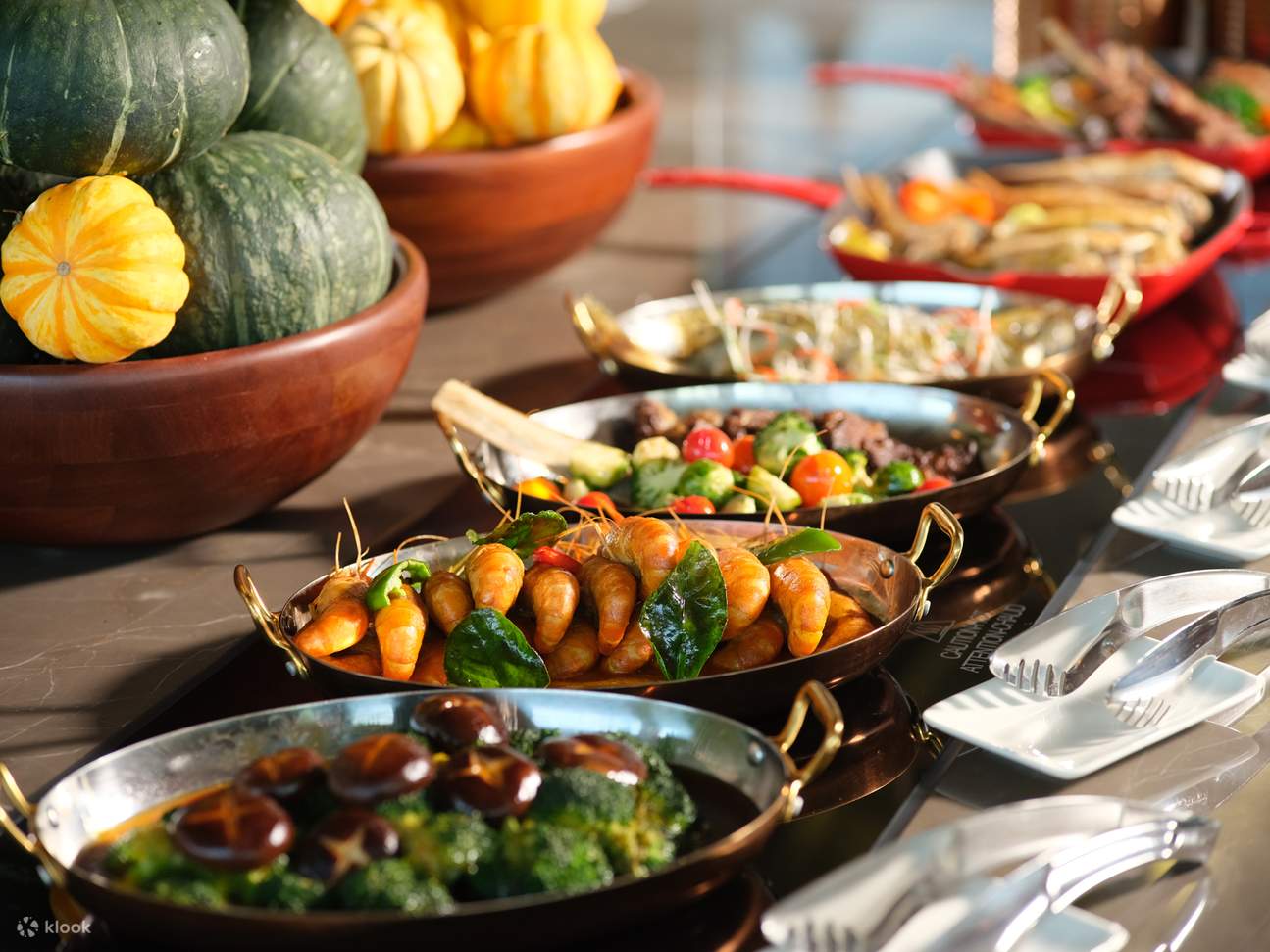 【Southeast Asian Buffet Dinner】Seafood Buffet at MGallery Hotel ...