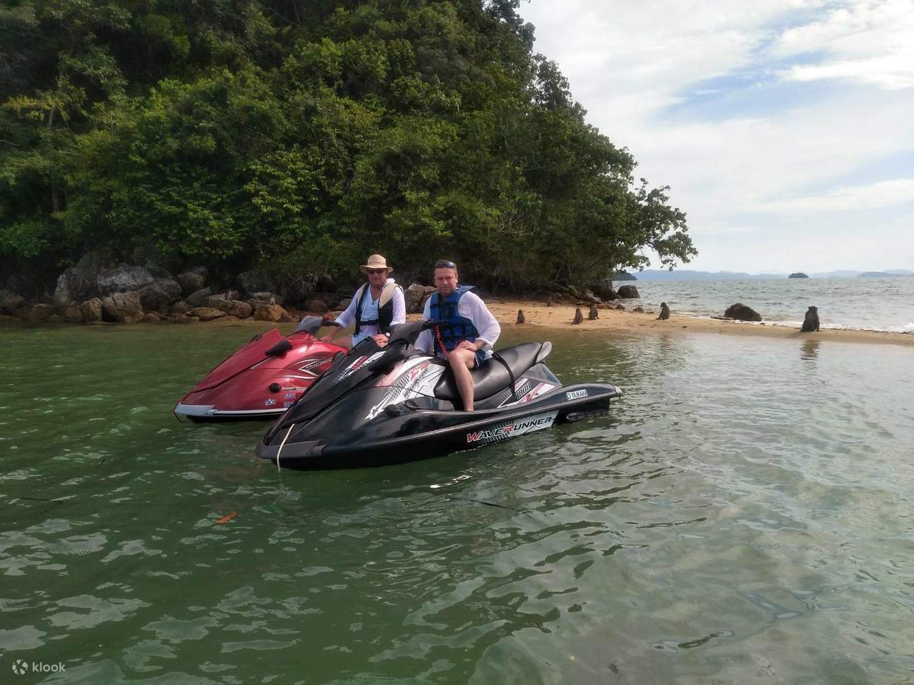 Jet Ski One Day Tour dengan 4 dan 7 Pulau dari Phuket - Klook Indonesia