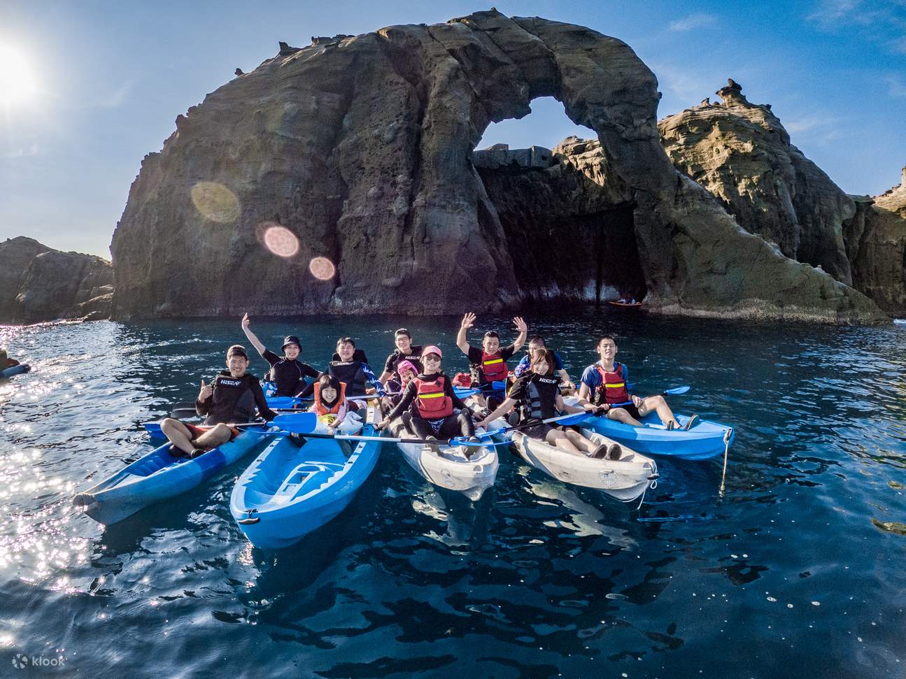 New Taipei Ruifang: Elephant Trunk Rock Kayak - Klook Philippines