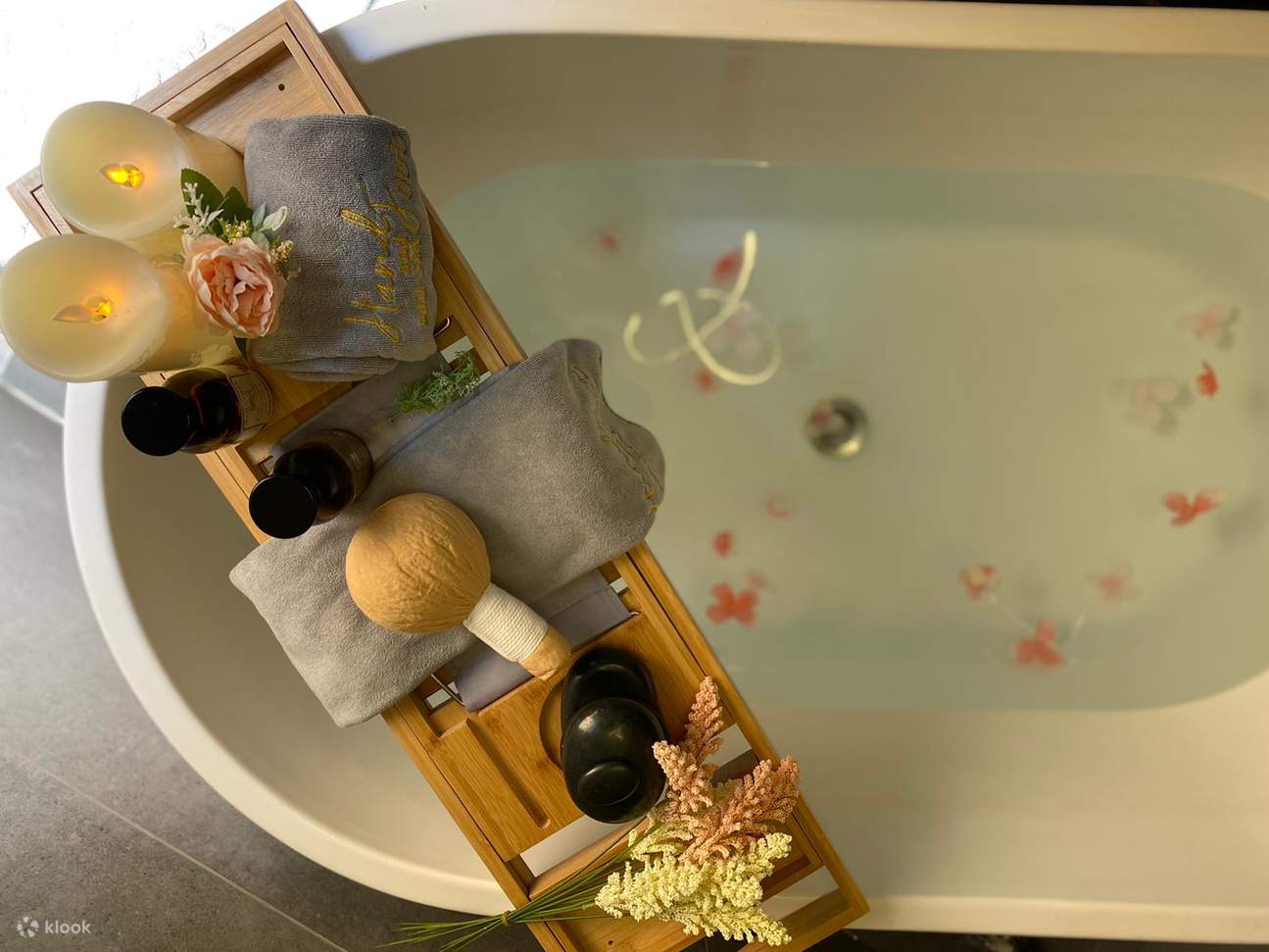 Hand and Foot Spa Experience in Causeway Bay - Klook Hong Kong