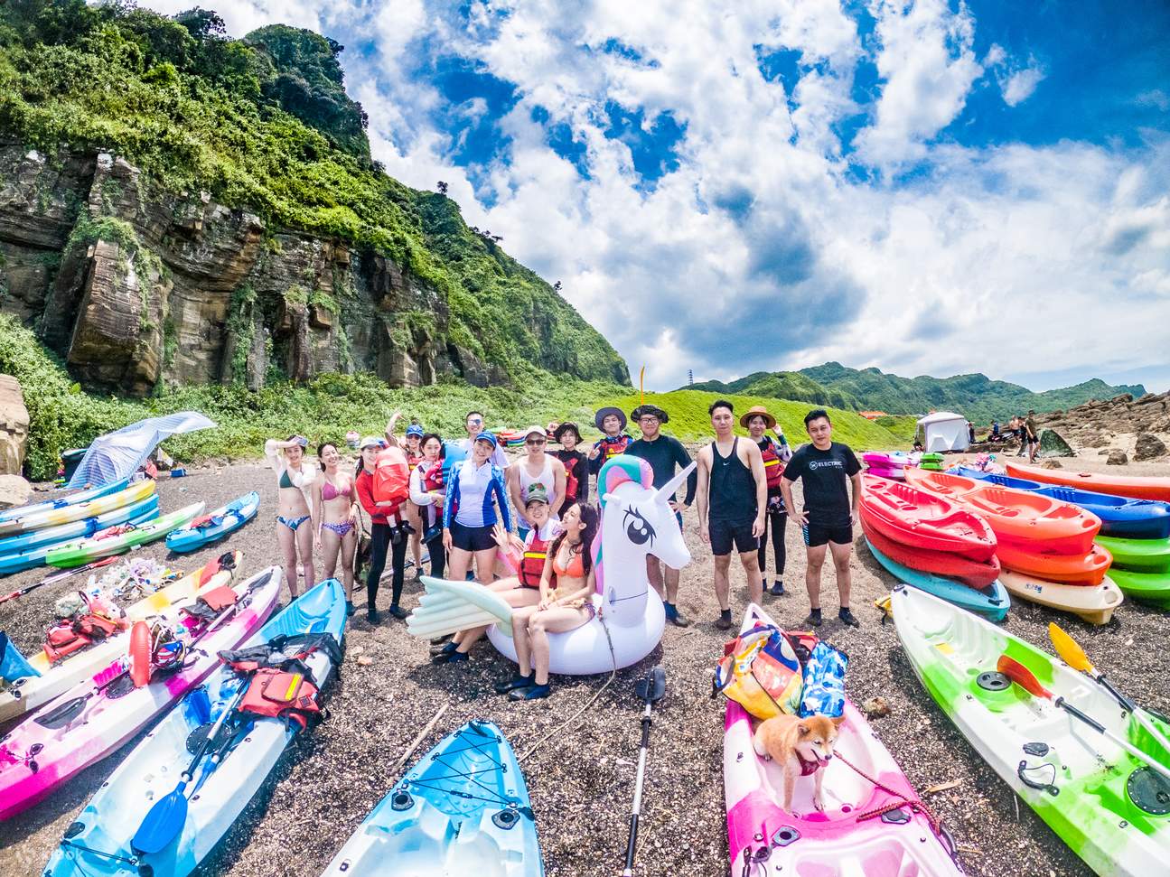Ruifang, New Taipei: Elephant Trunk Rock Canoe - Klook Philippines