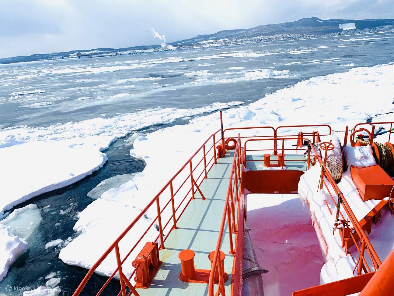 Monbetsu Icebreaker & Asahiyama Zoo & Sounkyo Icefall Festival Trip 2 ...