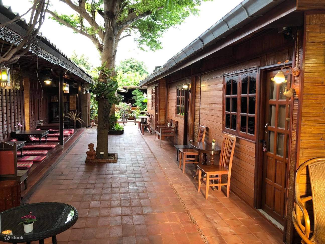 Kafe Ayutthaya dengan Tur kostum Thailand - Klook Indonesia