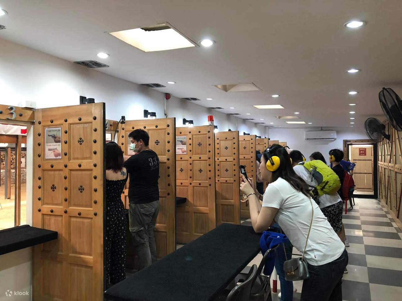 Machen Sie mit beim 333 Shooting Range Maerim in Chiang Mai - Klook, Vereinigte Staaten