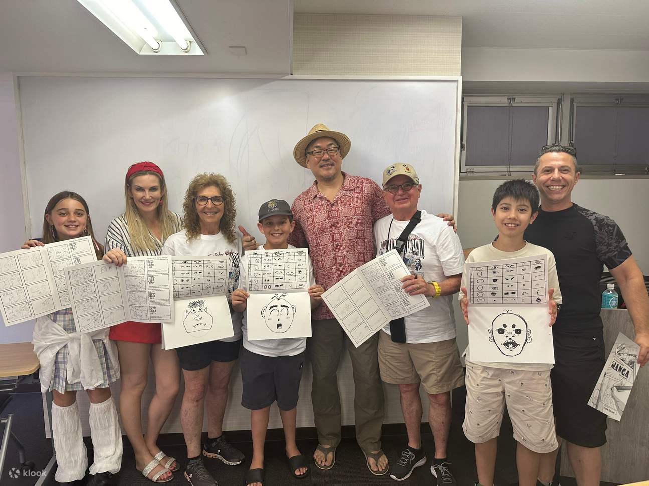 Manga production experience with a famous professional manga artist ...