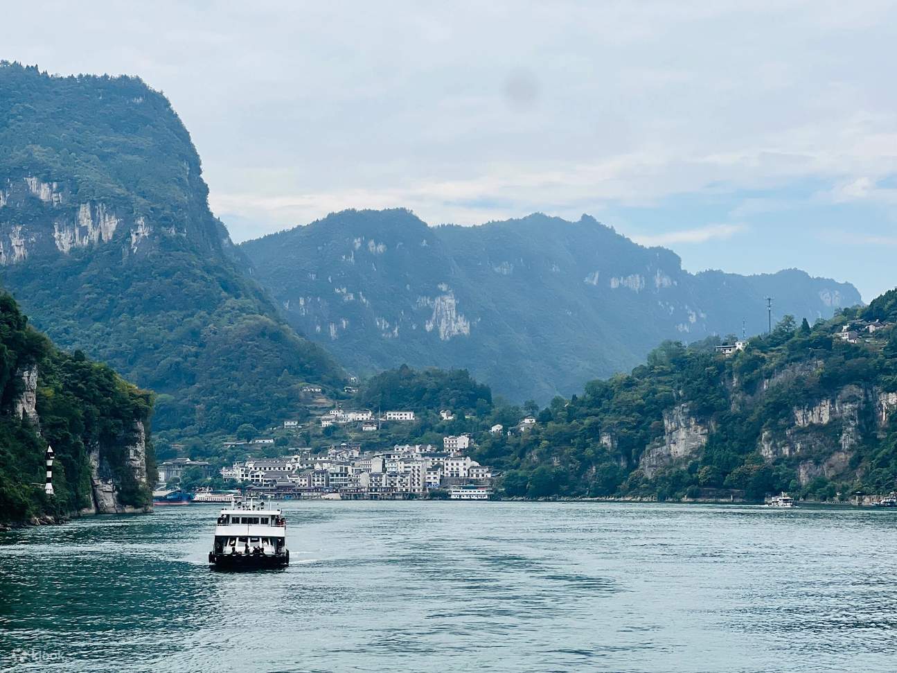 Yichang Three Gorges Dam & Gezhouba Dam & Xiling Gorge One-Day Tour ...