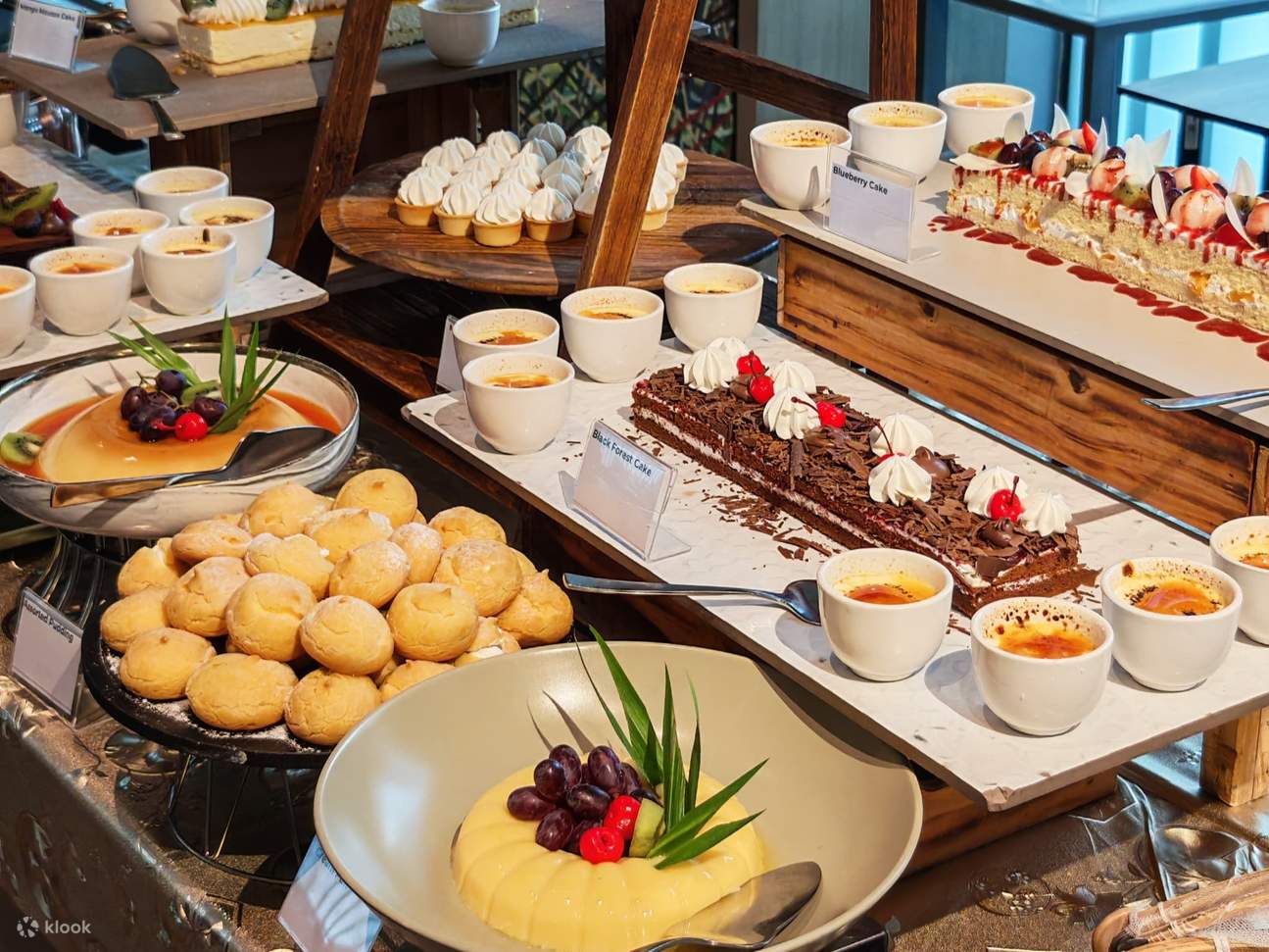 Dine@EIGHT Restaurant at Holiday Inn Johor Bahru City Centre - Klook ...