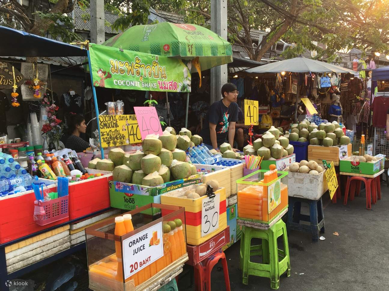 Tur Setengah Hari ke Chatuchak Weekend Market di Bangkok - Klook Indonesia