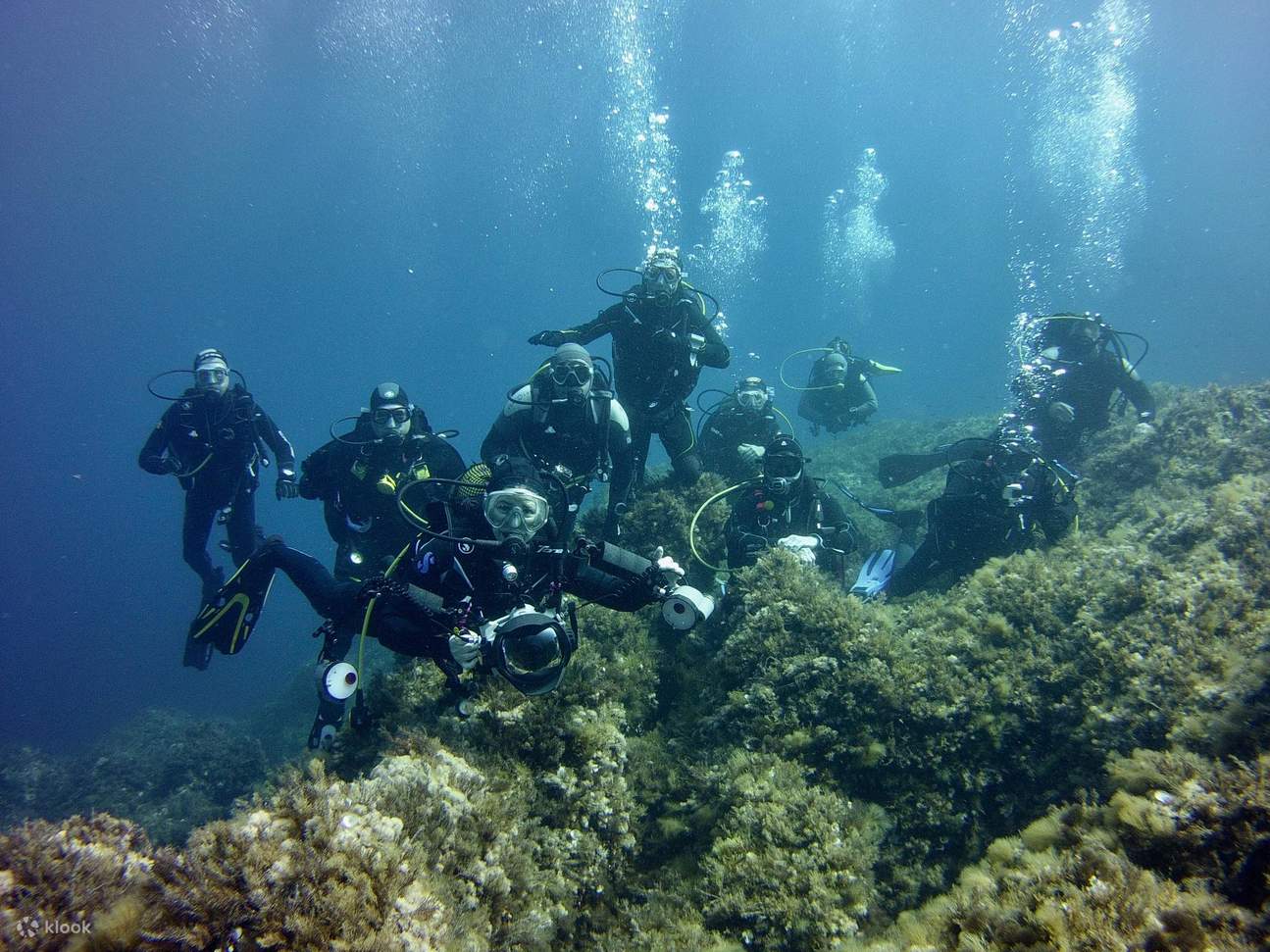 巴利阿里群島的 Padi 開放水域潛水員與 Padi 5 星級 Idc Klook 客路