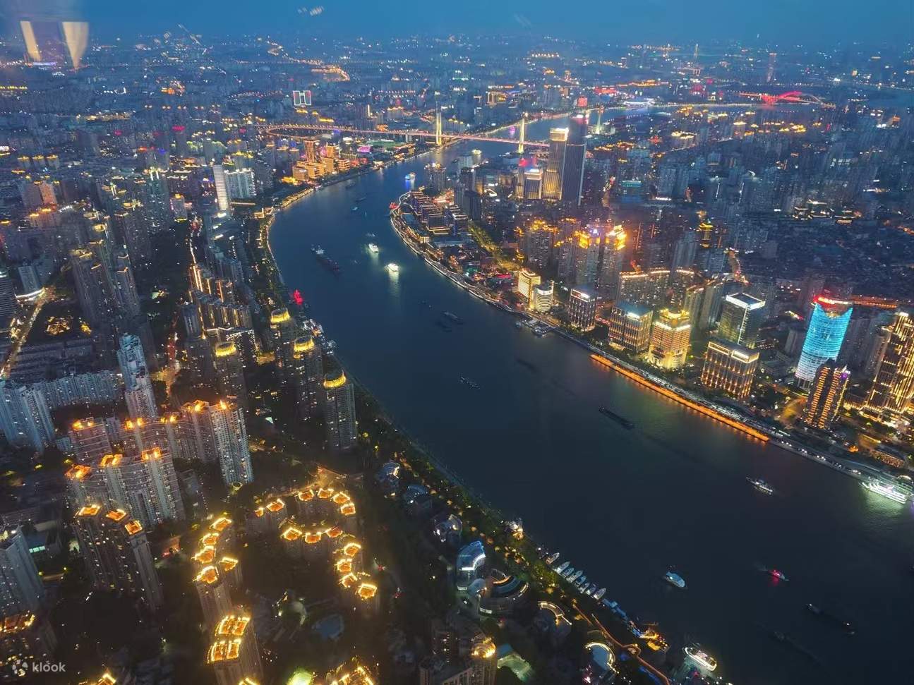 Shanghai Huangpu River Night Cruise + 118th Floor Observation Deck to Enjoy Shanghai Night View ...