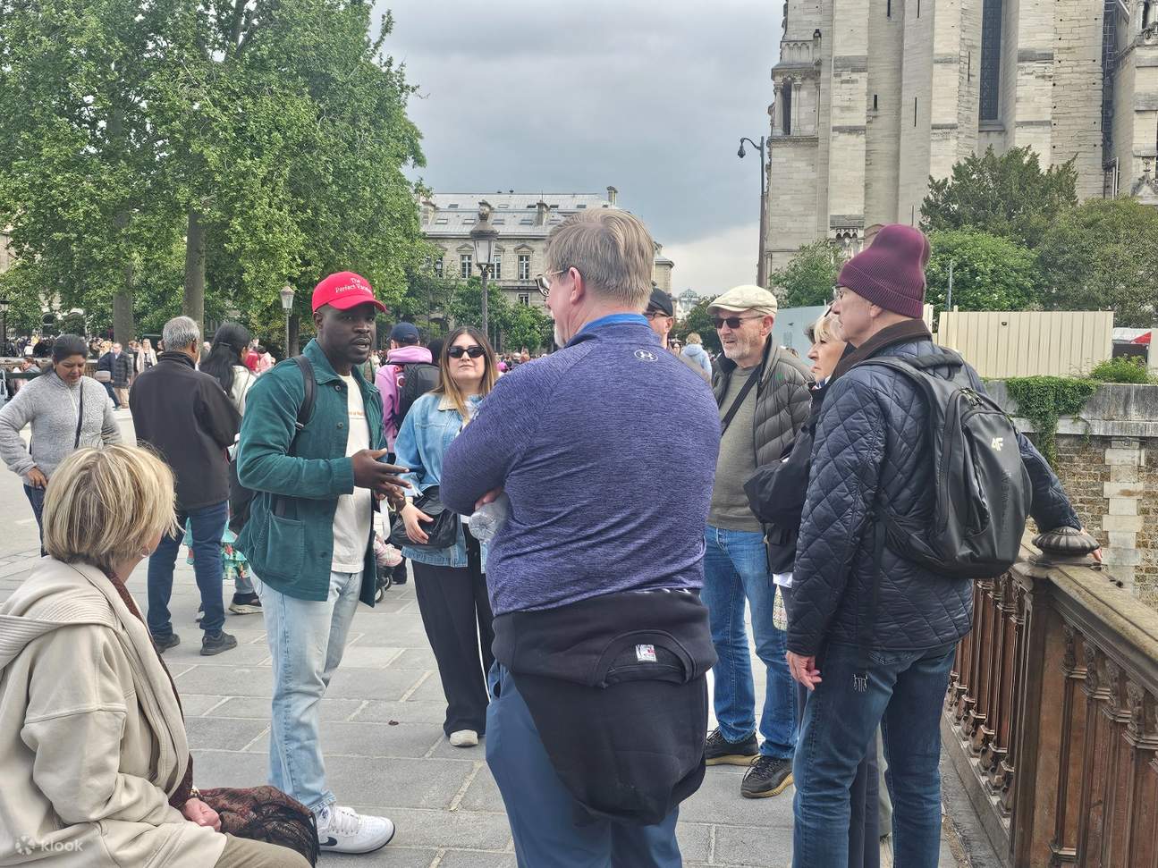 Notre Dame Paris outdoor tour with Crypt entry - Klook Australia