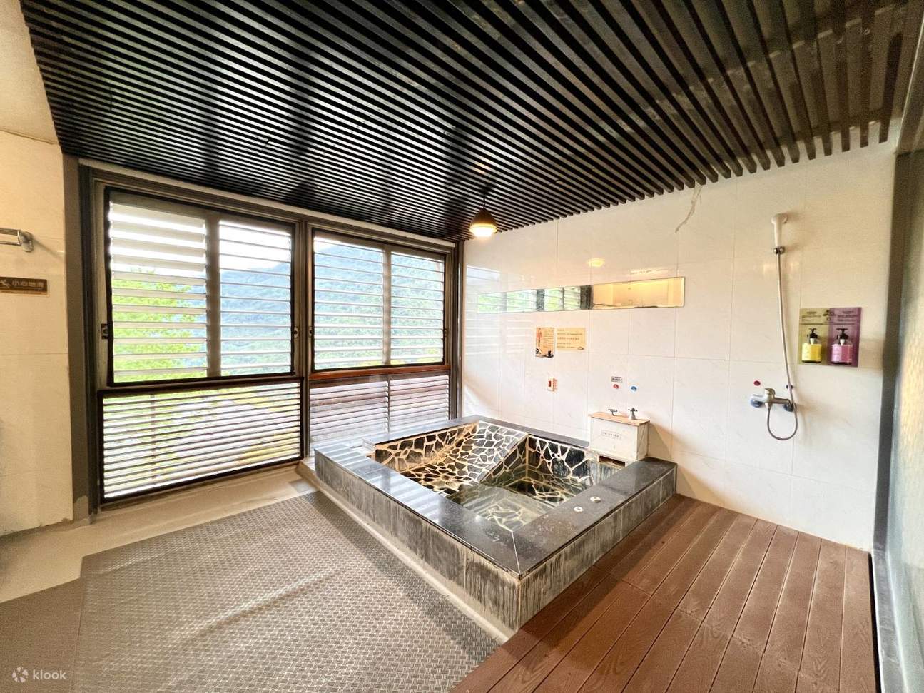 New Taipei｜Wulai Songlu Hot Spring Hotel｜Couple soup house, landscape ...