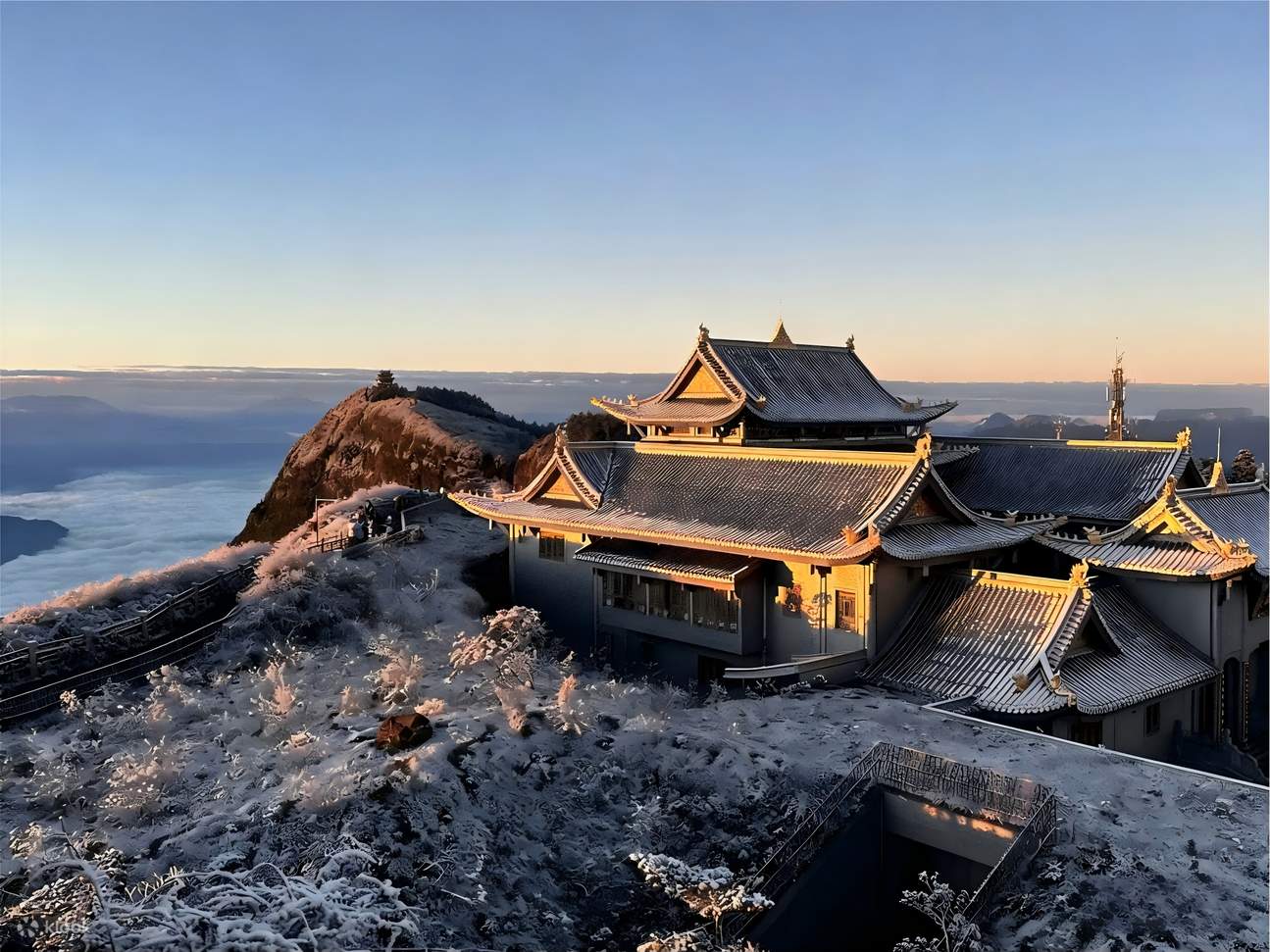 2-Day Tour of Mount Emei and Leshan, Sichuan (Gourmet Food Tasting ...