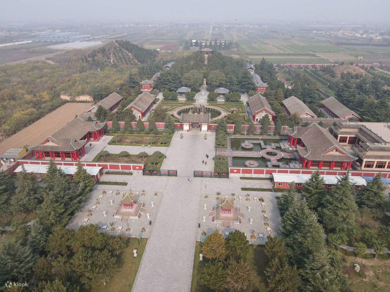 Shaanxi Xi'an Famen Temple Cultural Scenic Area + Qianling Mausoleum ...
