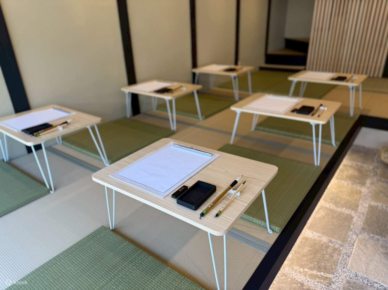 Kyoto : calligraphy experience - Klook