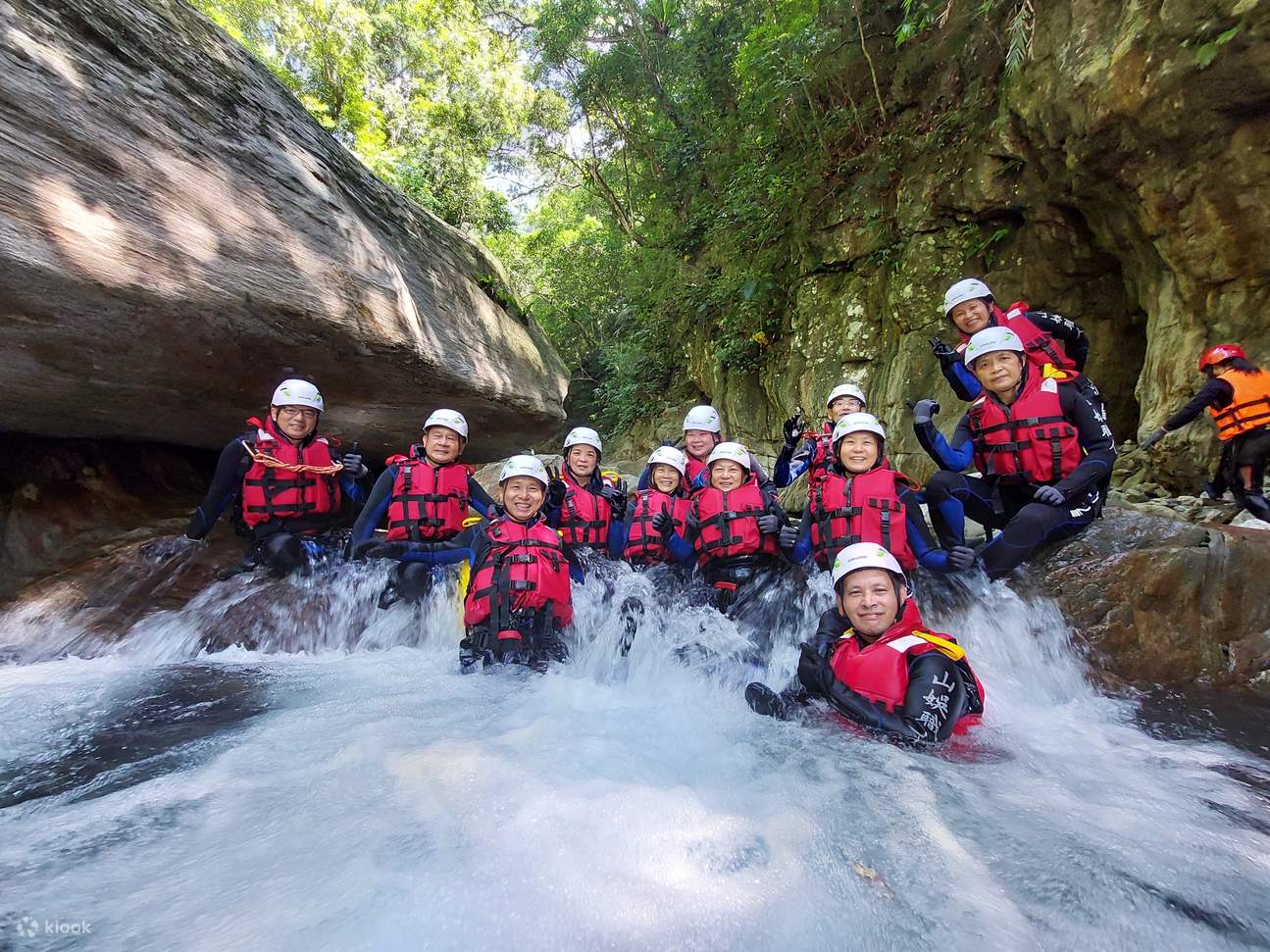 Yilan: Nanao Lu Pi River Trekking Experience - Klook Singapore