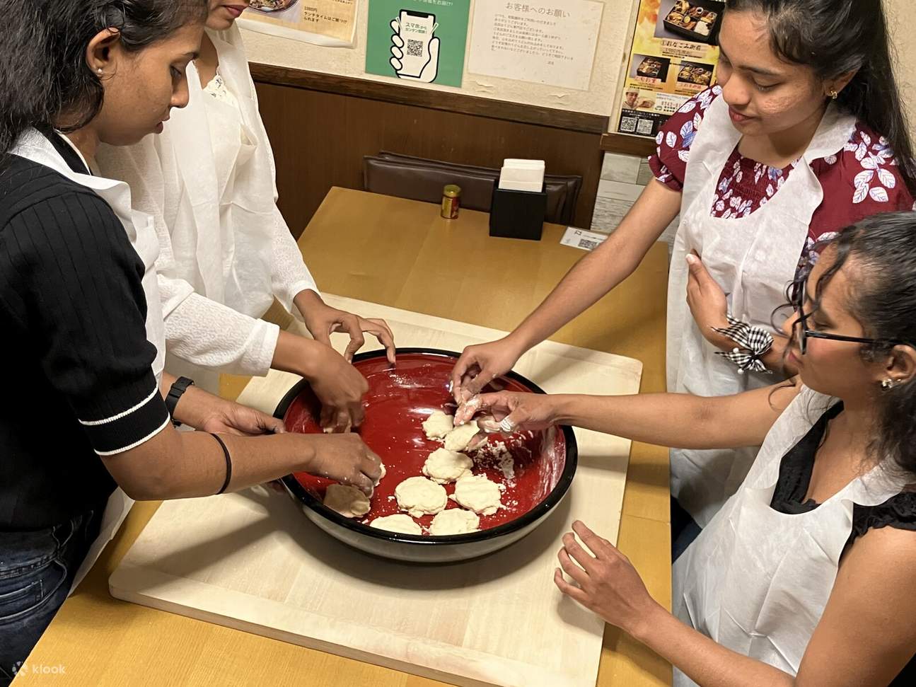 【Nara】Hand-made udon noodle experience class - Klook