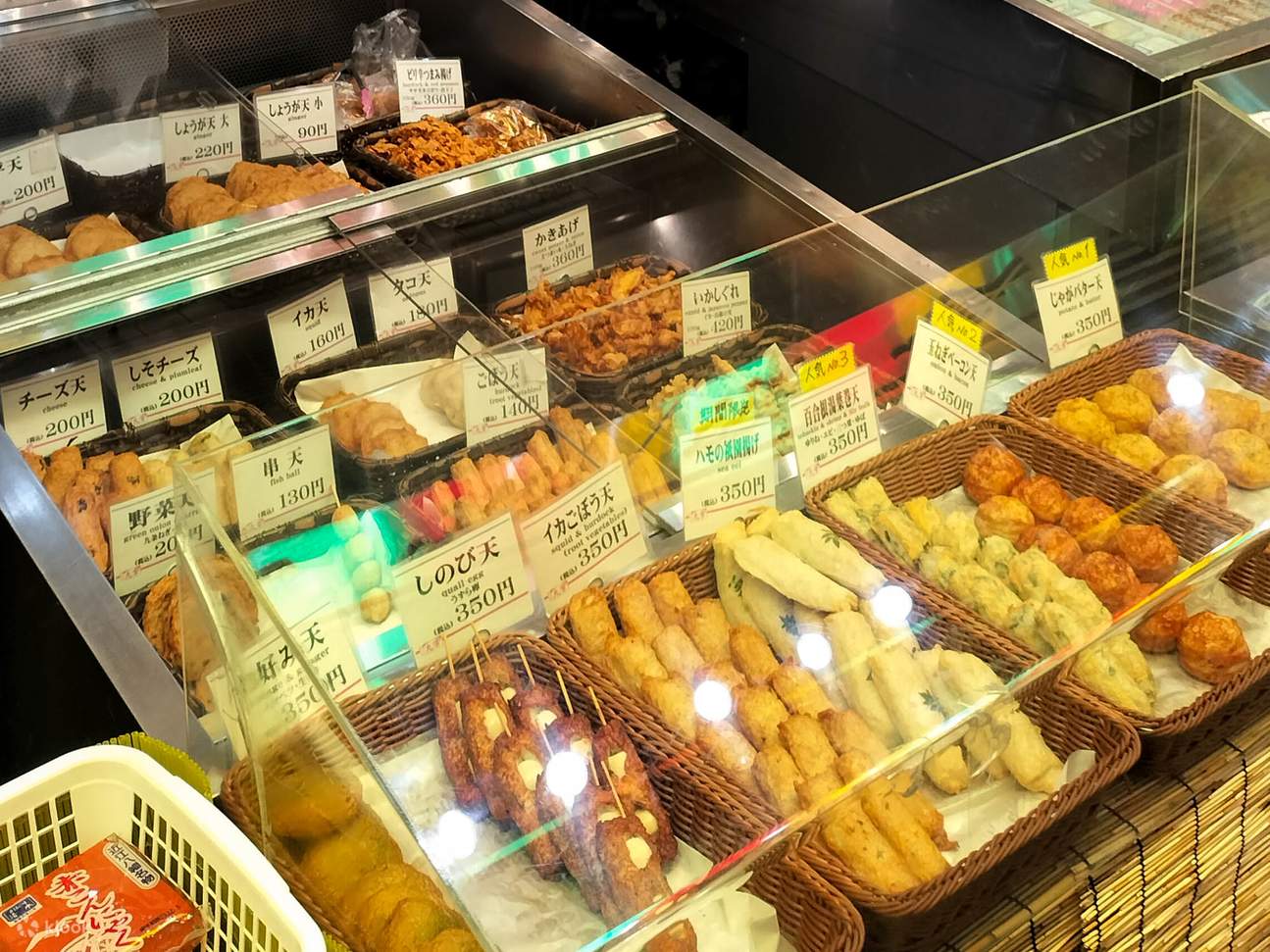 Kyoto Nishiki Market & Depachika Small Group Guided Food Tour - Klook