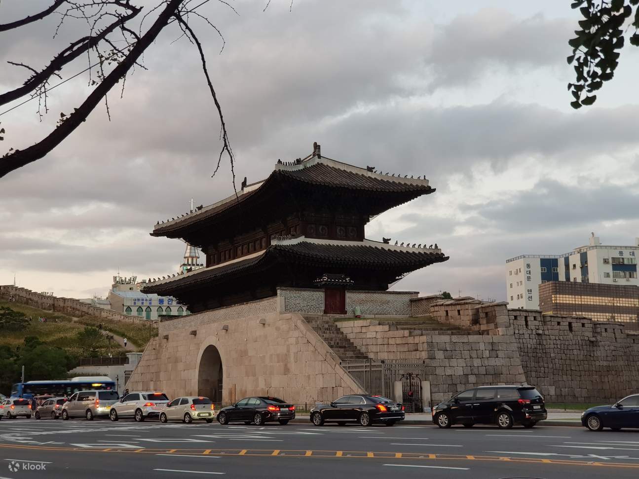 Gwangjang Market Food & Fortress Walk - Klook