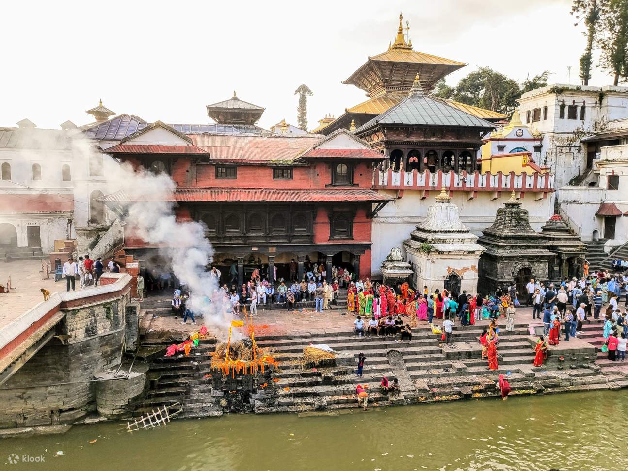 3 Hours Walking Tour at PashupatiNath and BoudhaNath Small Group ...