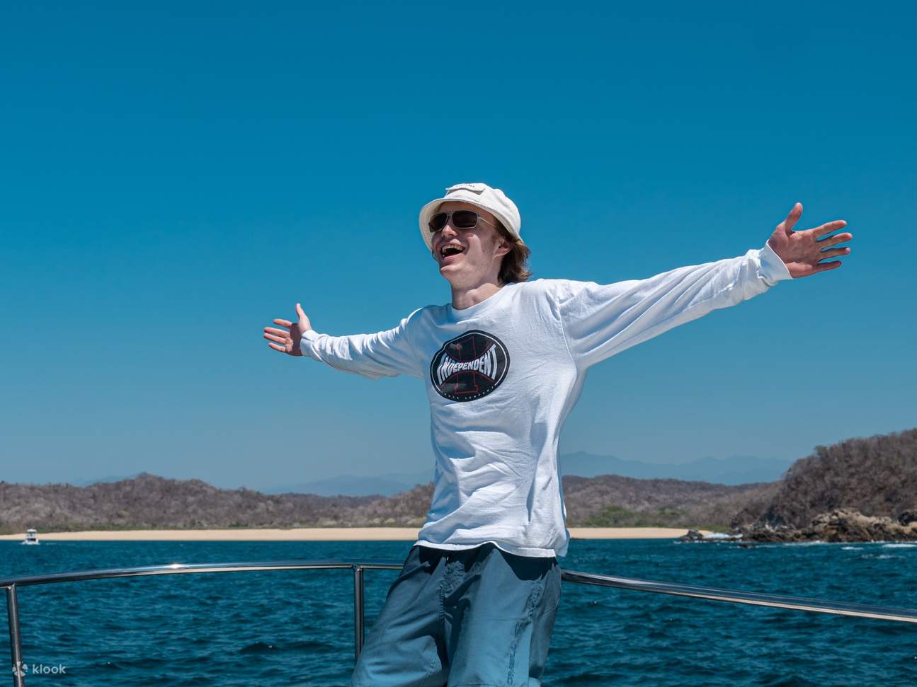 Nature Boat Tour in Huatulco Bays - Klook