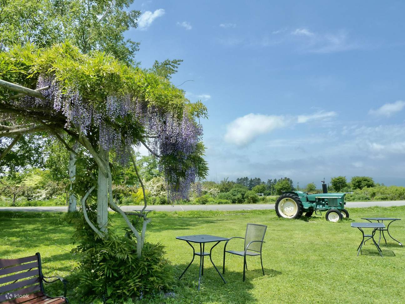 Hokkaido｜Lake Toya Fireworks Festival, Showa Shinzan, and Lake Hill ...