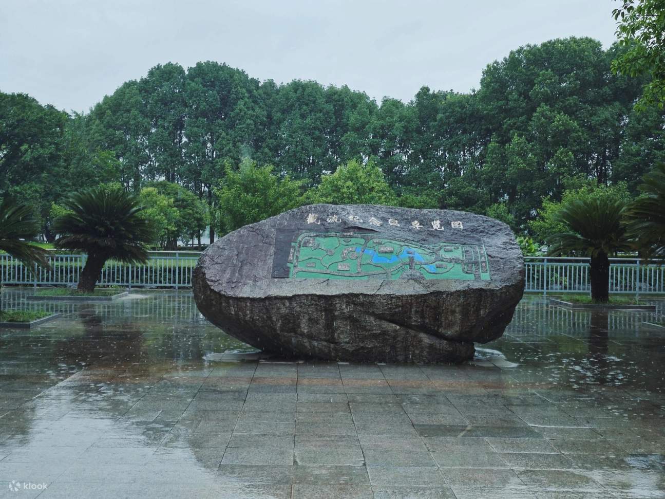 Yichang Three Gorges Dam & Gezhouba Dam & Xiling Gorge One-Day Tour ...