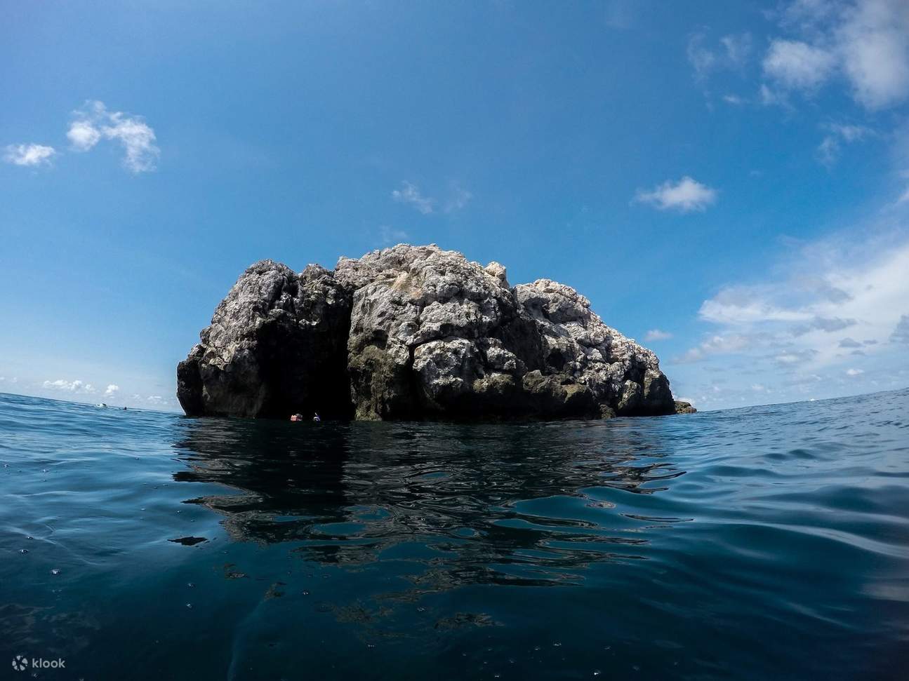 Sail Rock Fun Dive in Koh Phangan with PADI 5 Star IDC Resort - Klook ...