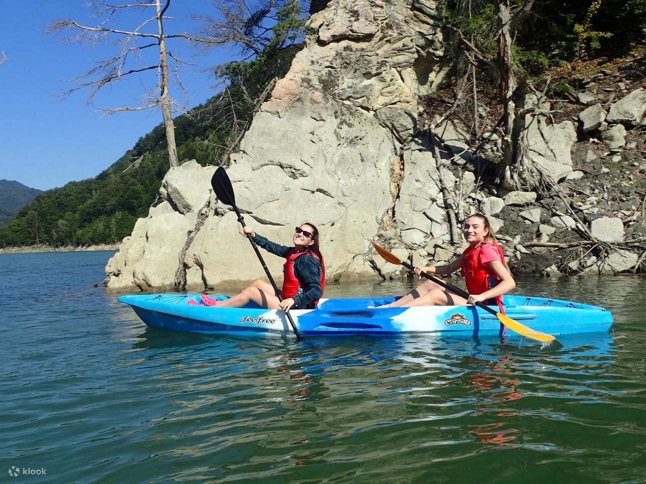 Kayaking Adventure on Siriu mountain Lake - Klook Philippines