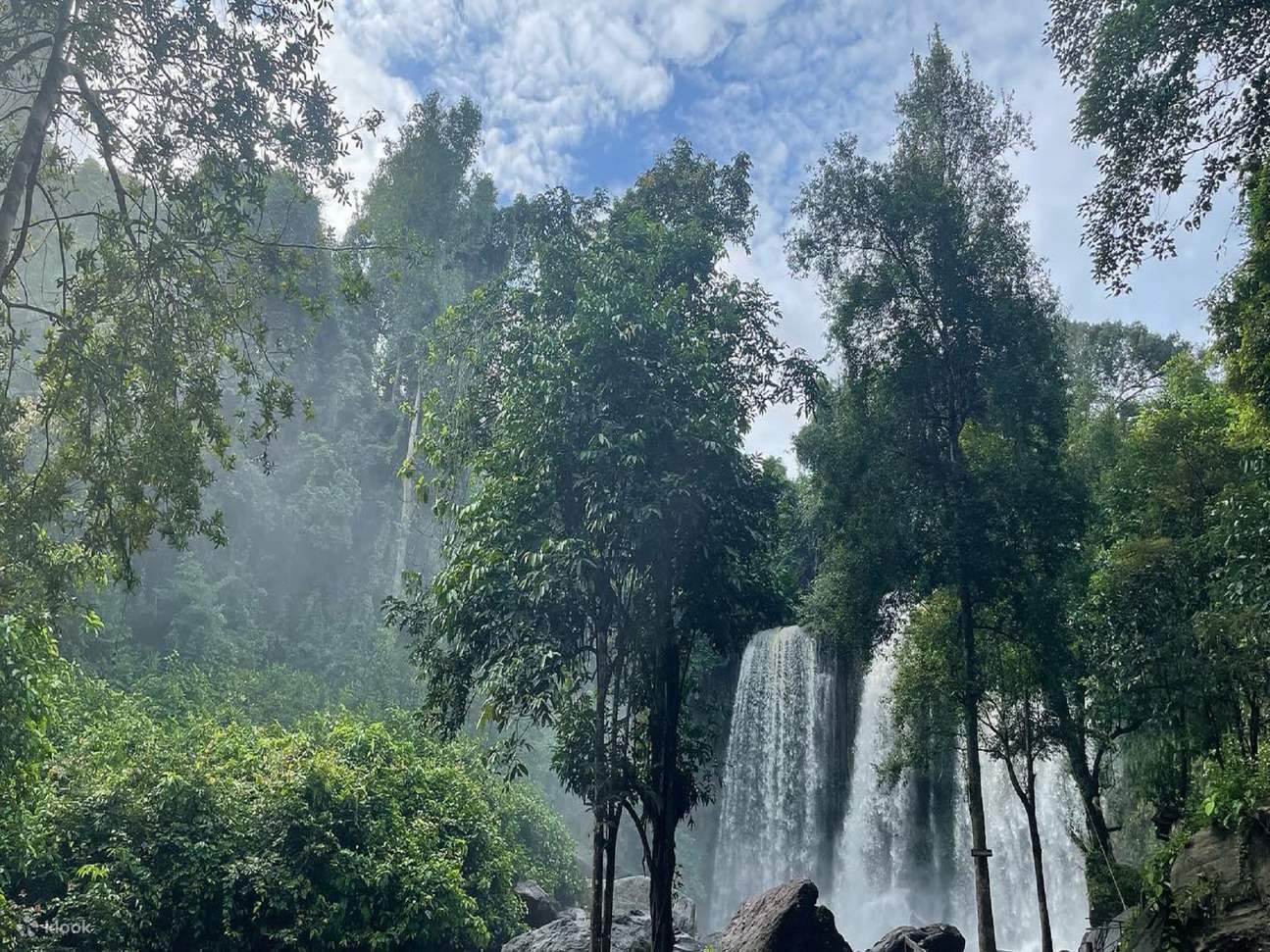 Phnom Kulen Waterfall Tour (Kbal Spean, 1000Linga, Reclining Buddha ...