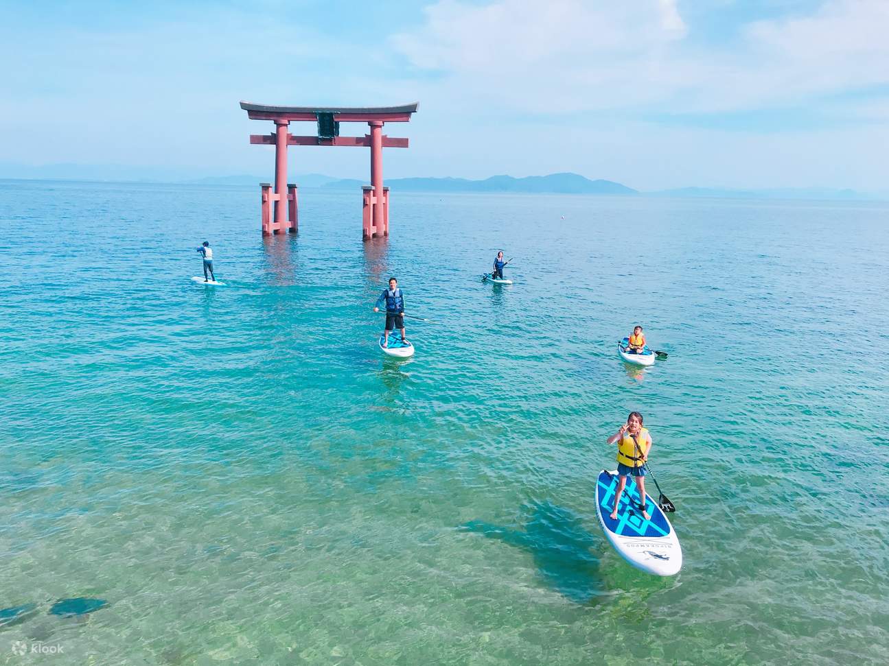 กิจกรรมพายเรือบนบอร์ดที่ทะเลสาบบิวะ (Biwa) และเข้าชมศาลเจ้าชิราฮิเกะ ...